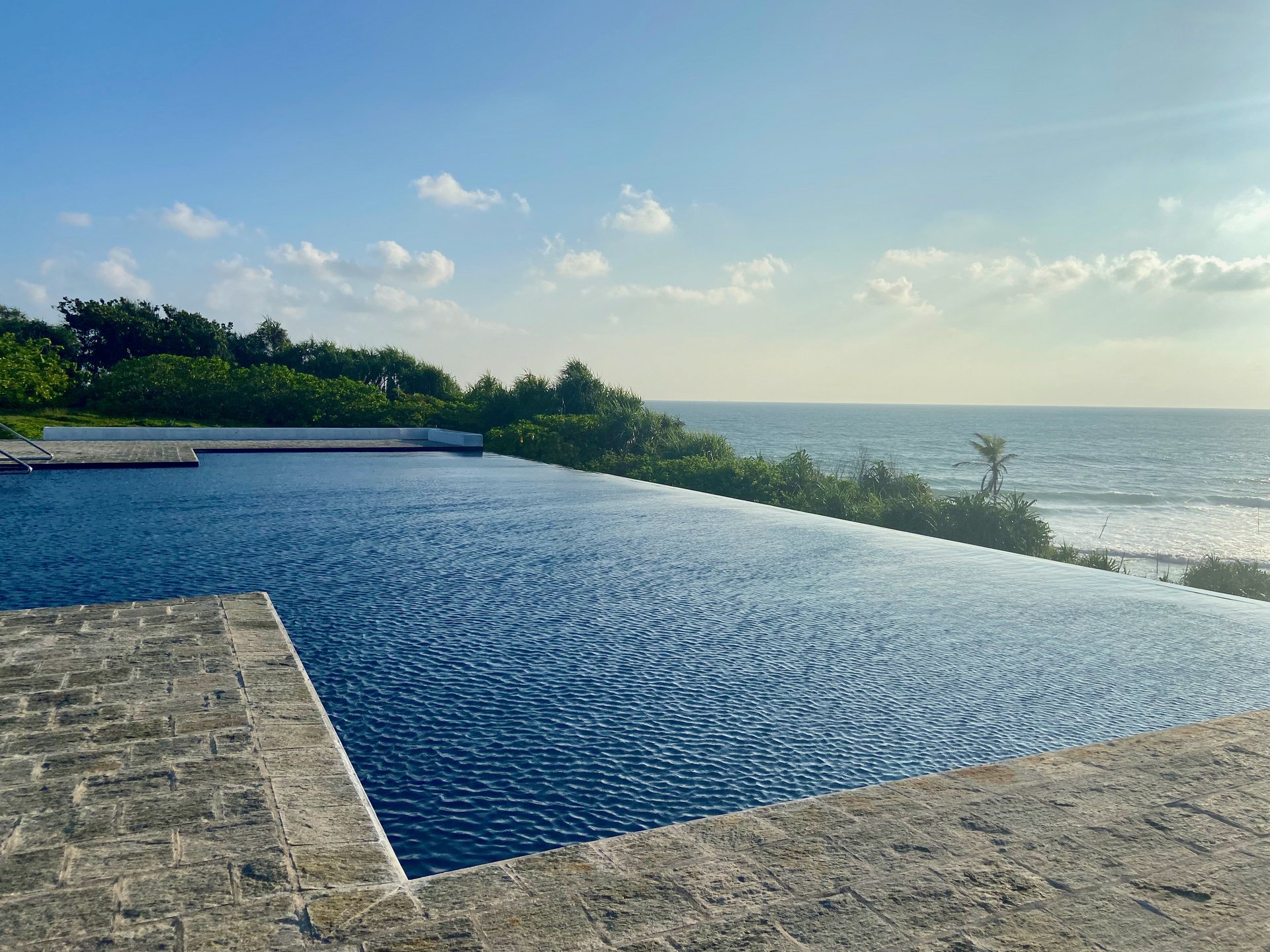 Hotel Barberyn Waves - Sri Lanka